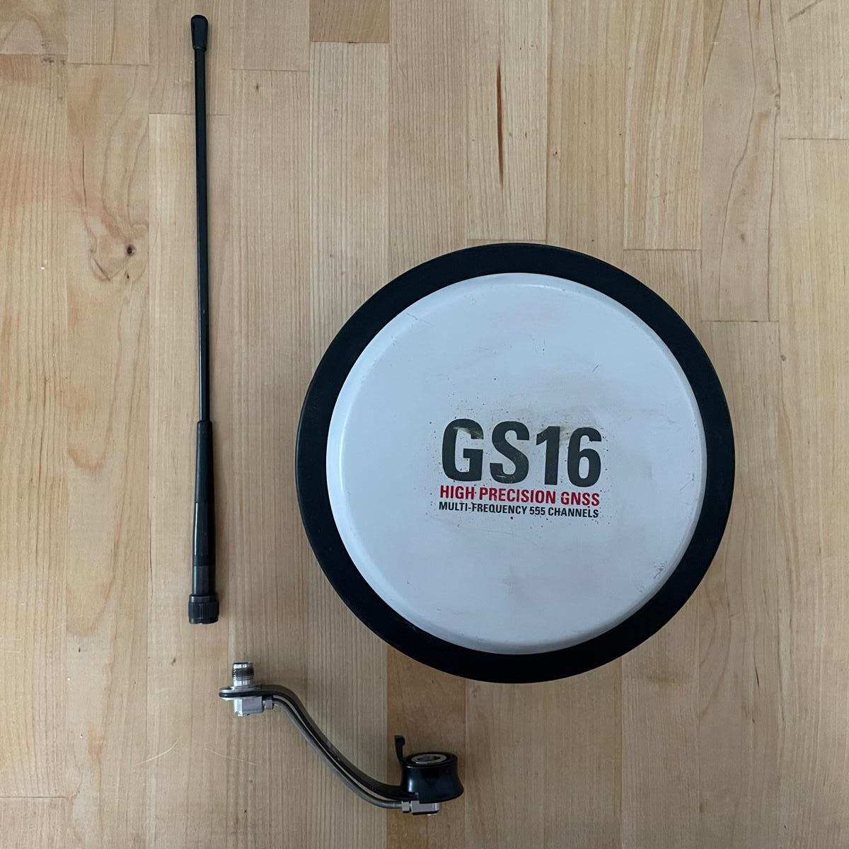 Leica GS16 GPS Receiver – Multi-Constellation GNSS Unit – LATNET